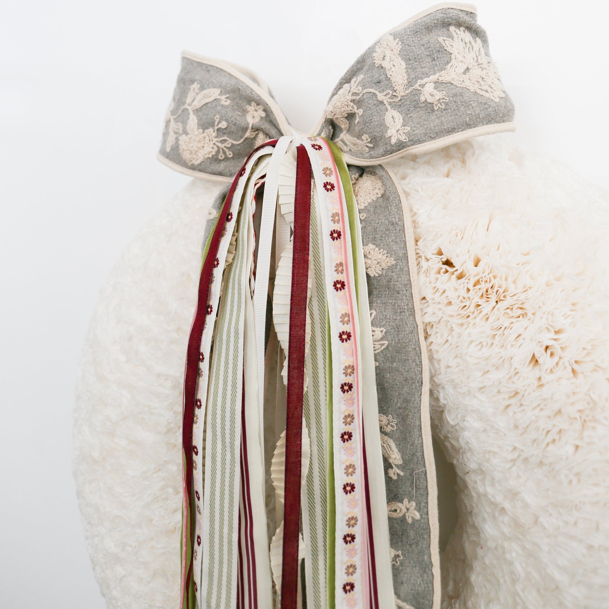 Alpine Heirloom RIBBON SET™ (with Bow) – Knot and Spool